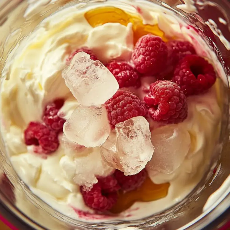 5 Minute Raspberry Cream Smoothie – Easy & Refreshing