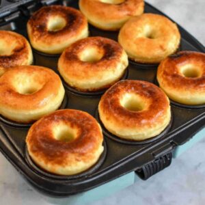 Mini Donuts – Easy & Fluffy Bite-Sized Treats in 15-min