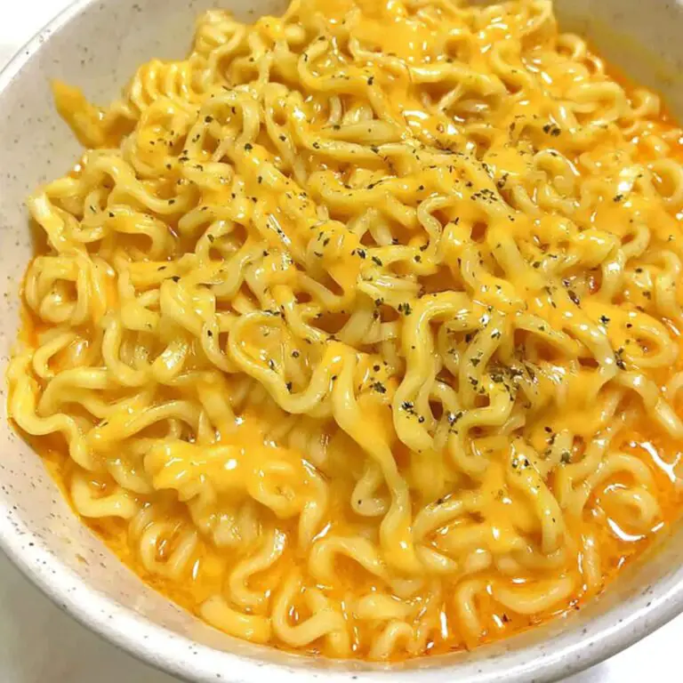 The Perfect Cheesy Ramen With Simple 4-Ingredient