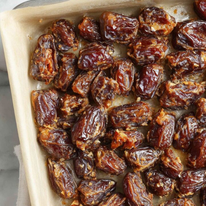 5-Minute Date Snickers Bark Recipe ; Healthy & Irresistible